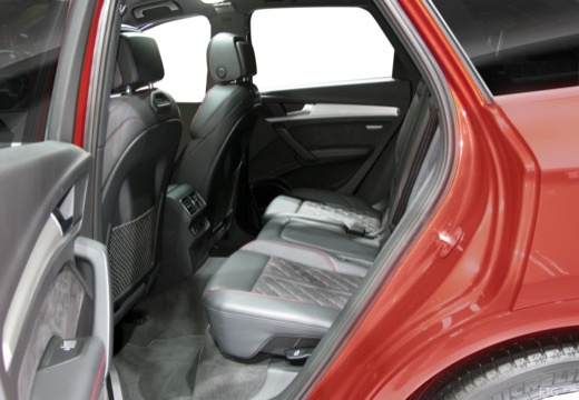 Autókatalógus - AUDI Q5 2.0 TFSI Sport quattro S-tronic (5 ajtós, 251. ...